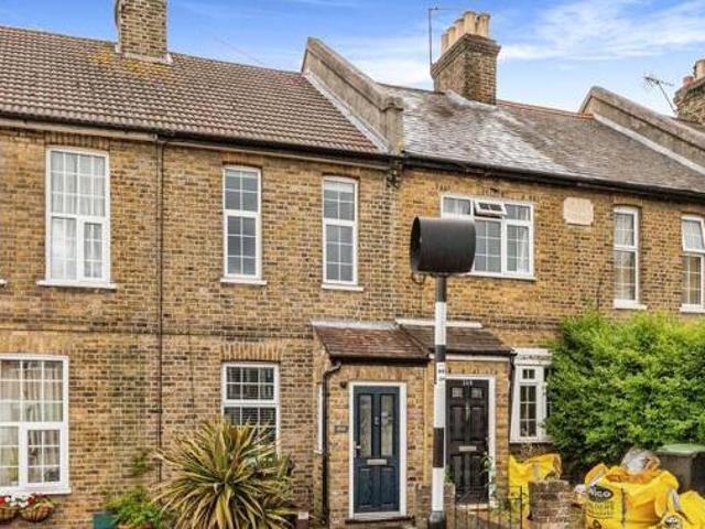 2 Bedroom Terraced House For Sale In London