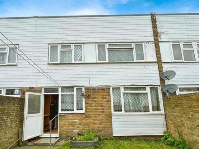 2 Bedroom Terraced House For Sale In London