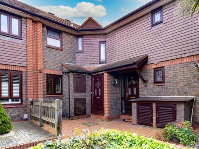 2 Bedroom Terraced House For Sale In London