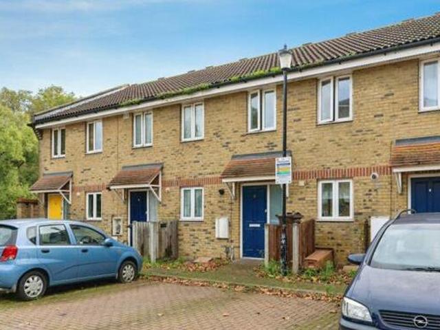 2 Bedroom Terraced House For Sale In London