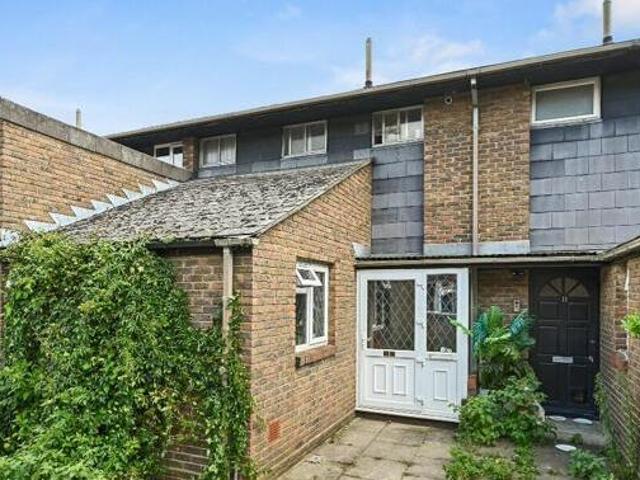 2 Bedroom Terraced House For Sale In London
