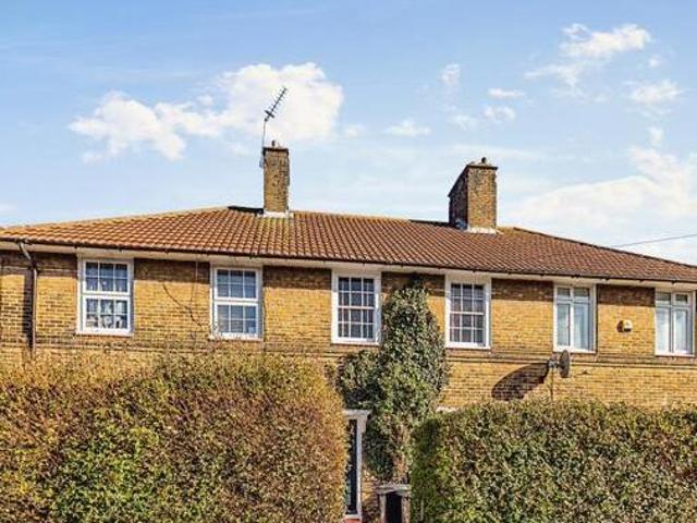2 Bedroom Terraced House For Sale In London
