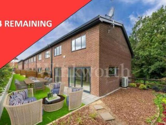2 Bedroom Terraced House For Sale In London