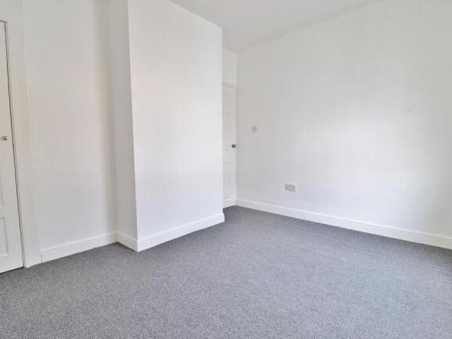 2 bedroom terraced house for sale in Londesborough Road, Southsea, PO4