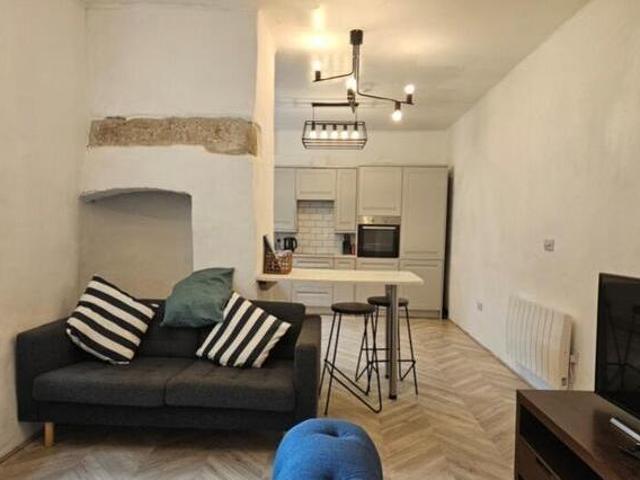 2 Bedroom Terraced House For Sale In Lostwithiel, Cornwall