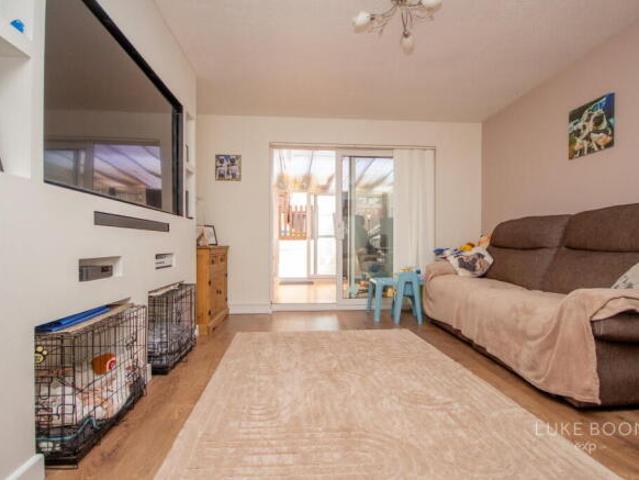 2 bedroom terraced house for sale in Lavington Close, Plympton, PL7 1PL, PL7