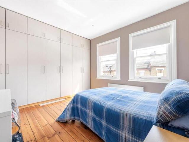 2 bedroom terraced house for sale in Ladas Road, West Norwood, SE27
