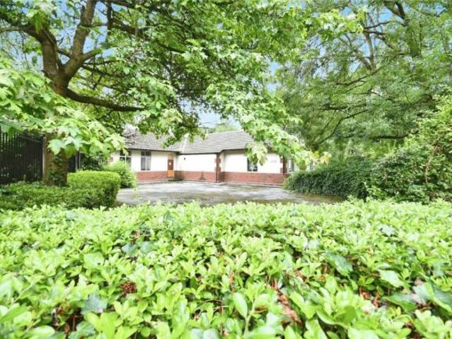 2 bedroom terraced house for sale in Lamorna Close, Salford, Greater Manchester, M7