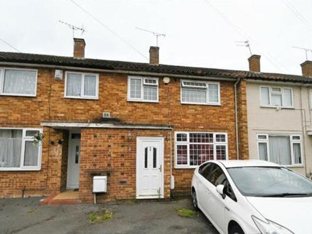 2 Bedroom Terraced House For Sale In Langley, Berkshire