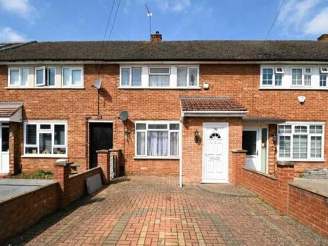 2 Bedroom Terraced House For Sale In Langley, Berkshire