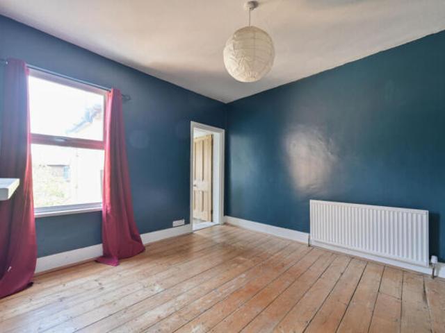 2 bedroom terraced house for sale in Langley Road, Watford, WD17