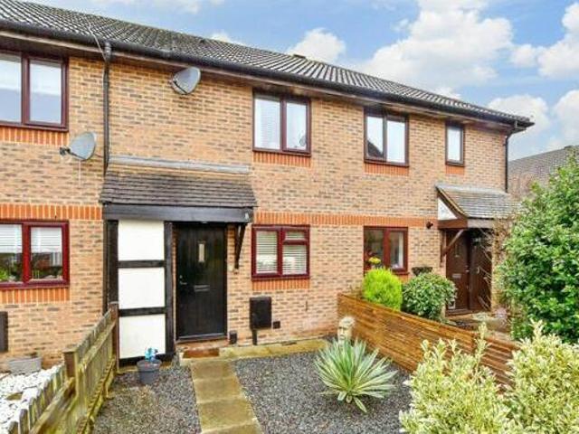 2 Bedroom Terraced House For Sale In Langshott