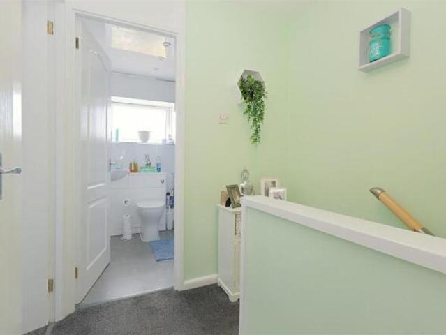 2 bedroom terraced house for sale in Landseer Way, Bramley, LS13 2TX, LS13