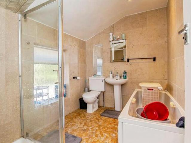 2 bedroom terraced house for sale in Laslett Street, Worcester, WR3