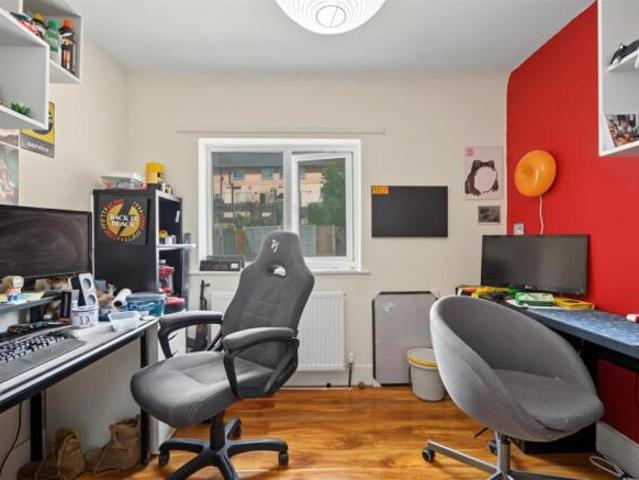 2 bedroom terraced house for sale in Leybourne Drive, Nottingham, NG5