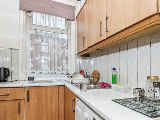 2 Bedroom Terraced House For Sale In Leeds
