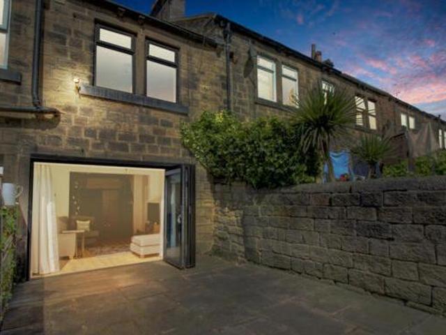 2 Bedroom Terraced House For Sale In Leeds
