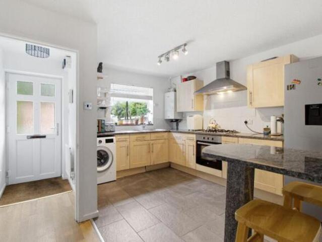 2 bedroom terraced house for sale in Leeds Avenue, Worcester, WR4