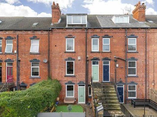 2 Bedroom Terraced House For Sale In Leeds, West Yorkshire