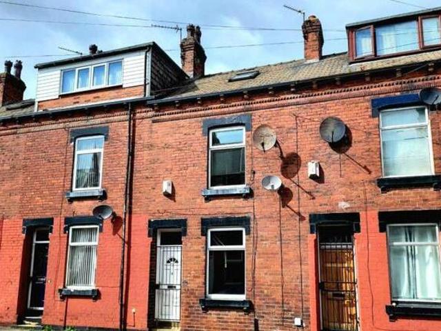 2 Bedroom Terraced House For Sale In Leeds, West Yorkshire