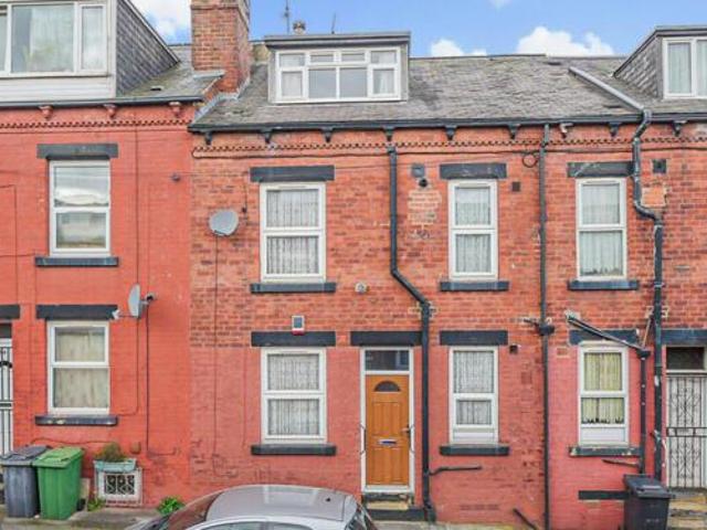 2 Bedroom Terraced House For Sale In Leeds, West Yorkshire