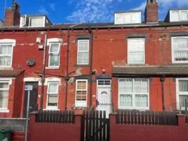 2 Bedroom Terraced House For Sale In Leeds, West Yorkshire