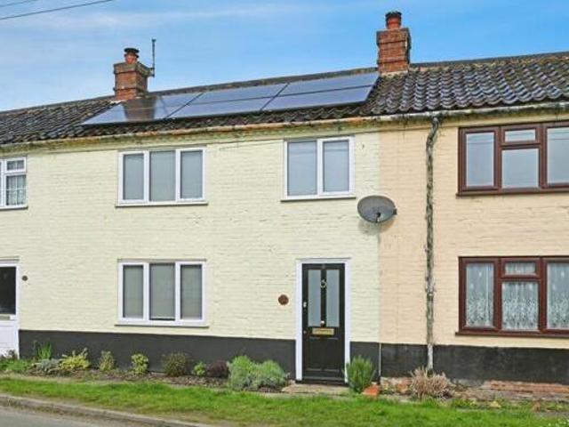 2 Bedroom Terraced House For Sale In Lessingham