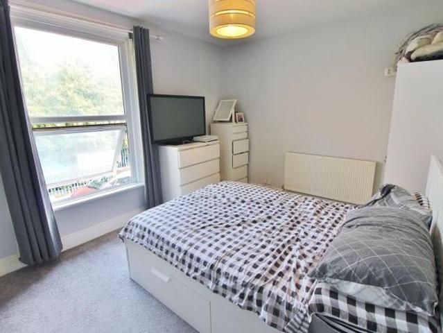 2 bedroom terraced house for sale in Lincoln Road, Fratton, PO1