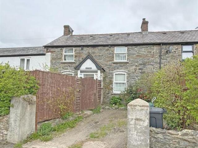 2 Bedroom Terraced House For Sale In Llanfairtalhaiarn