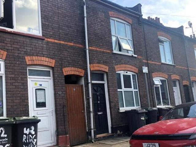 2 Bedroom Terraced House For Sale In Luton, Bedfordshire