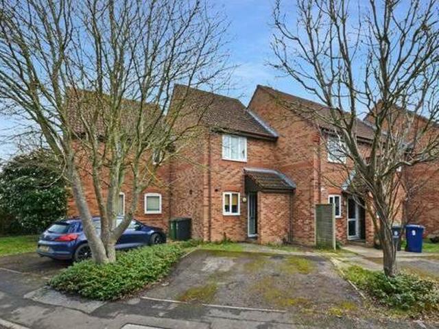 2 bedroom terraced house for sale in Lucerne Close Cambridge CB1
