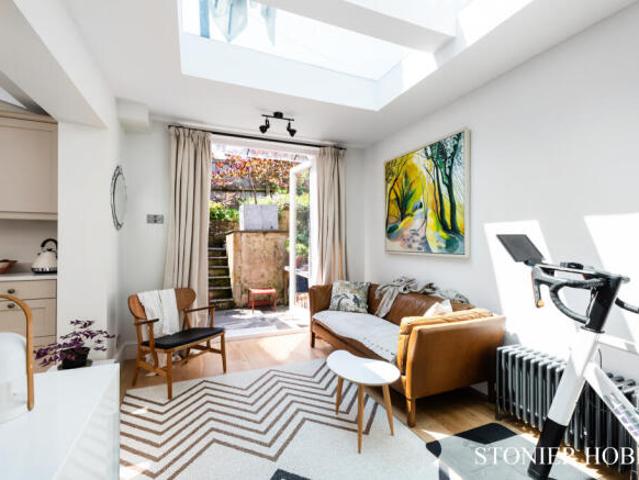 2 bedroom terraced house for sale in Lyndhurst Terrace, Walcot, Bath, And North East Somerset, BA1