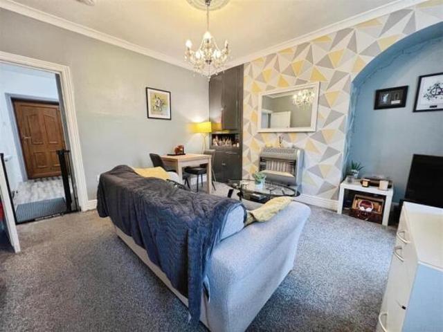 2 bedroom terraced house for sale in Mount Street, Eccleshill, Bradford, BD2 2JH, BD2