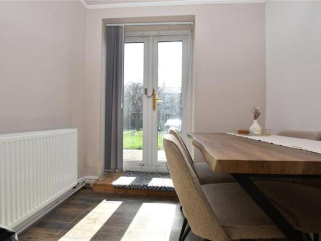 2 bedroom terraced house for sale in Moorlands Road, Birkenshaw, Bradford, BD11