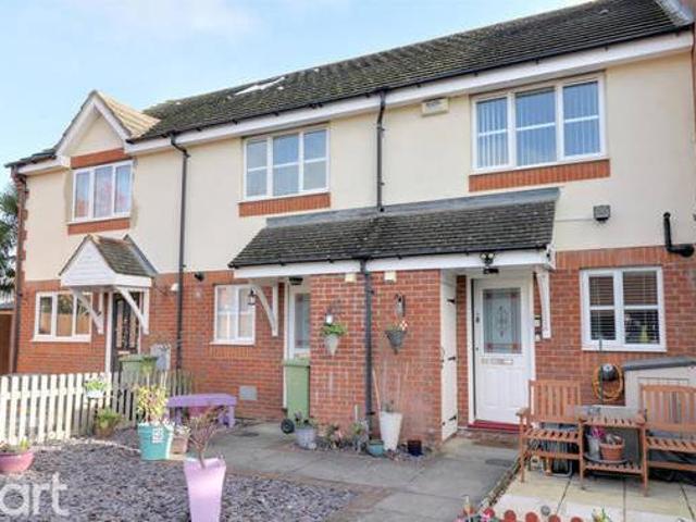 2 bedroom terraced house for sale in Mavoncliff Drive Tattenhoe MK4