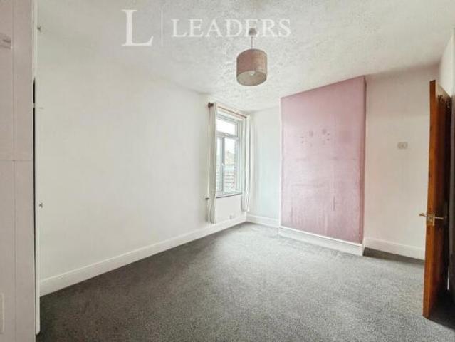 2 bedroom terraced house for sale in Mayhall Road, Portsmouth, PO3