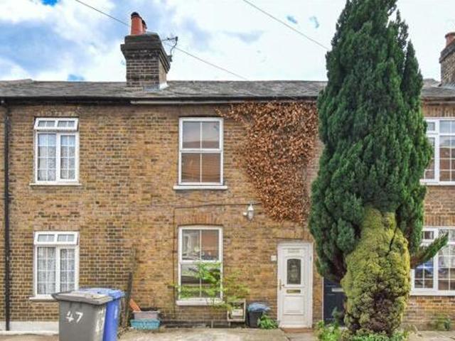 2 Bedroom Terraced House For Sale In Maidenhead, Berkshire