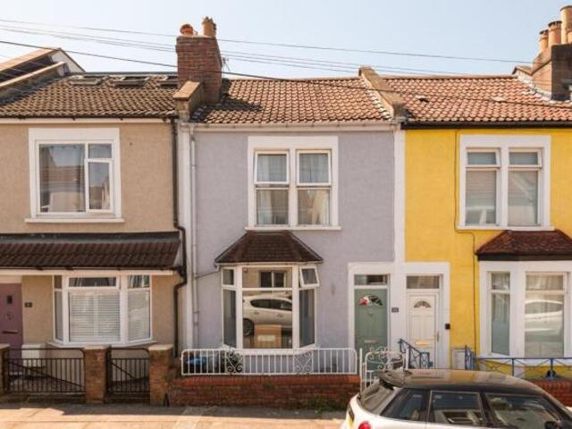 2 bedroom terraced house for sale in Maidstone Street, Victoria Park, BS3