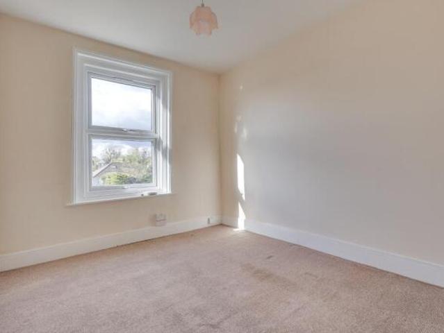 2 bedroom terraced house for sale in Manor Road North, Itchen, SO19