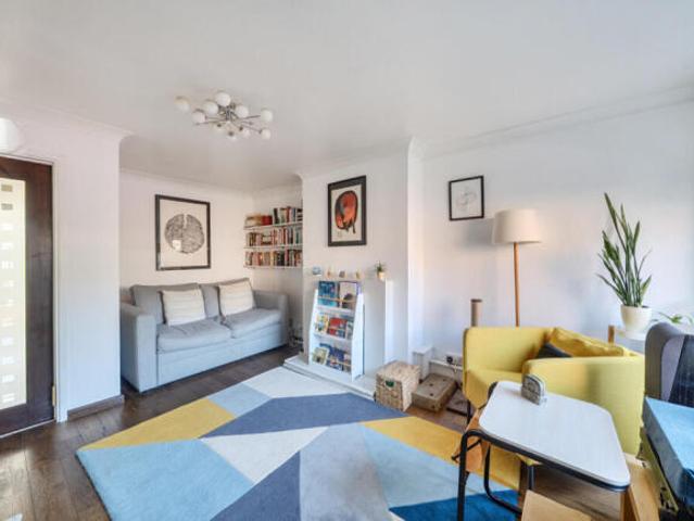 2 bedroom terraced house for sale in Marlborough Close, Littlemore, Oxford, OX4