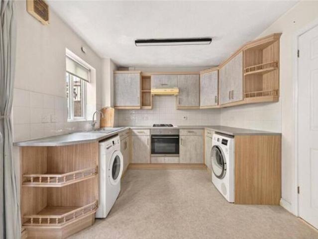 2 bedroom terraced house for sale in Meadgate, Emersons Green, Bristol, BS16