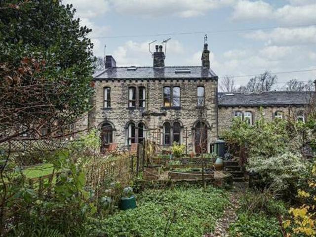 2 Bedroom Terraced House For Sale In Meltham