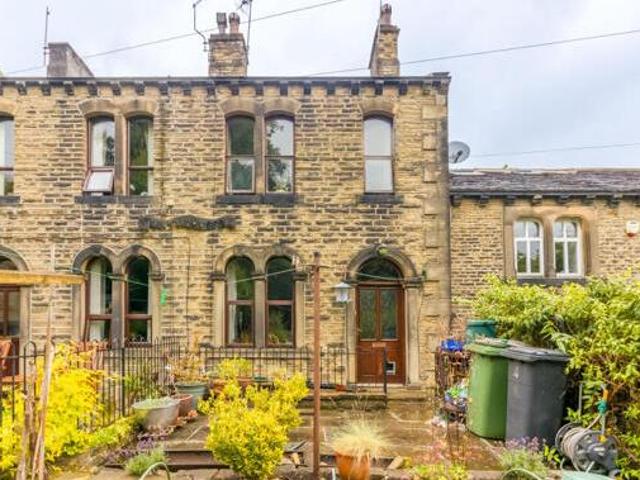 2 Bedroom Terraced House For Sale In Meltham, Holmfirth