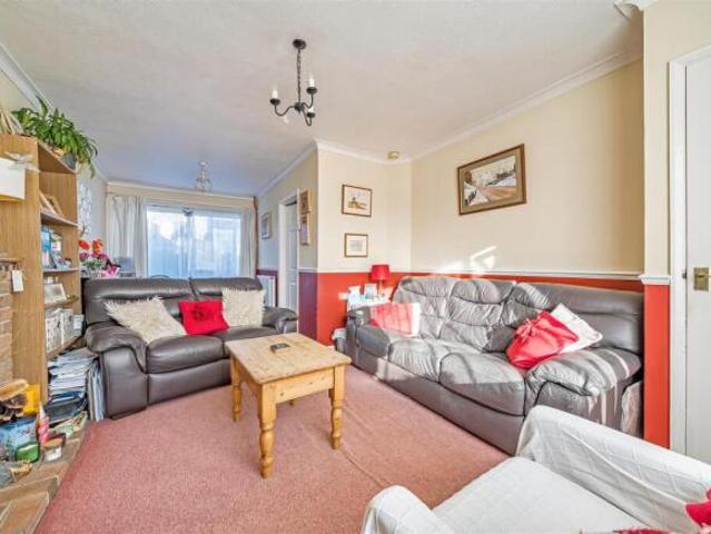 2 bedroom terraced house for sale in Merton Road, Bearsted, ME15