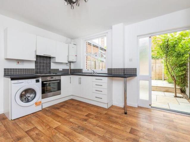 2 bedroom terraced house for sale in Middle Brook Street, Winchester, SO23