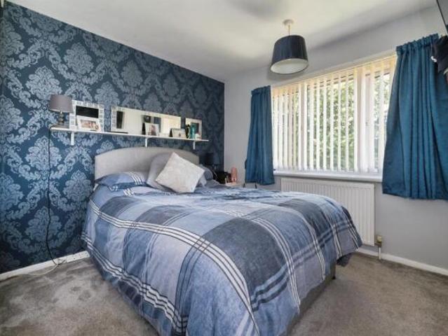 2 bedroom terraced house for sale in Middleton Close, Southampton, SO18
