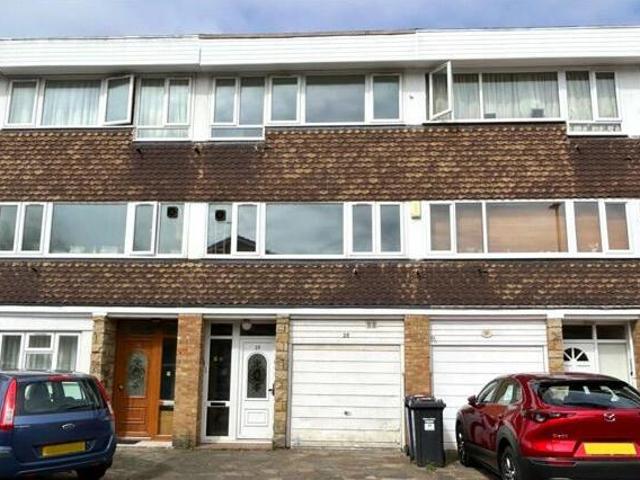 2 Bedroom Terraced House For Sale In Mill Hill, London