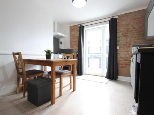2 bedroom terraced house for sale in Mill Road, Deal, CT14