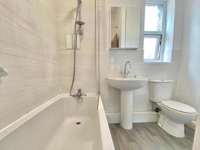 2 Bedroom Terraced House For Sale In Milnsbridge