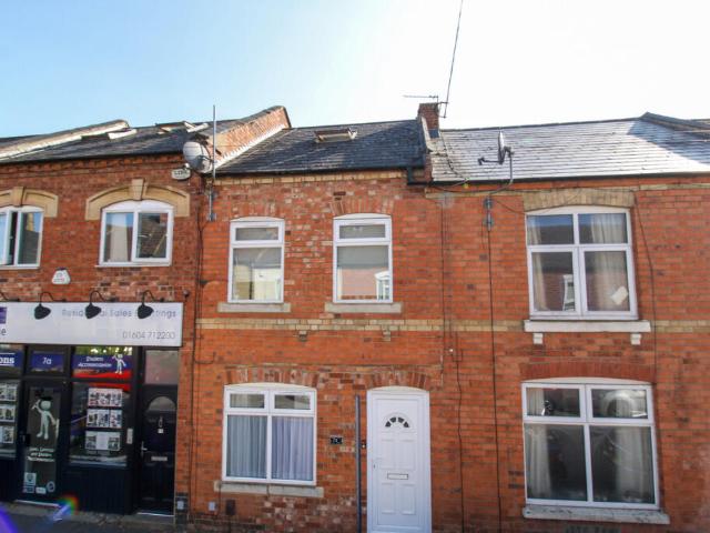 2 bedroom terraced house for sale in Milton Street, Northampton, NN2